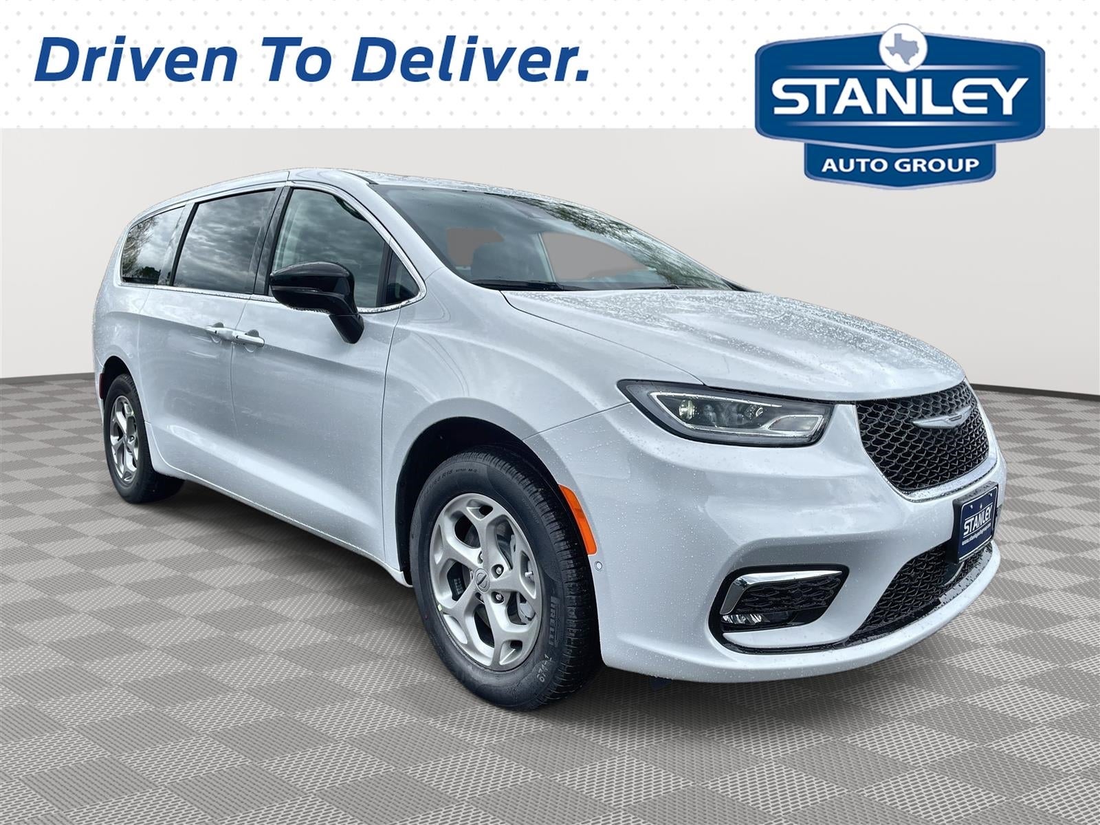 Discover New Chrysler Models | Stanley CDJR Gilmer